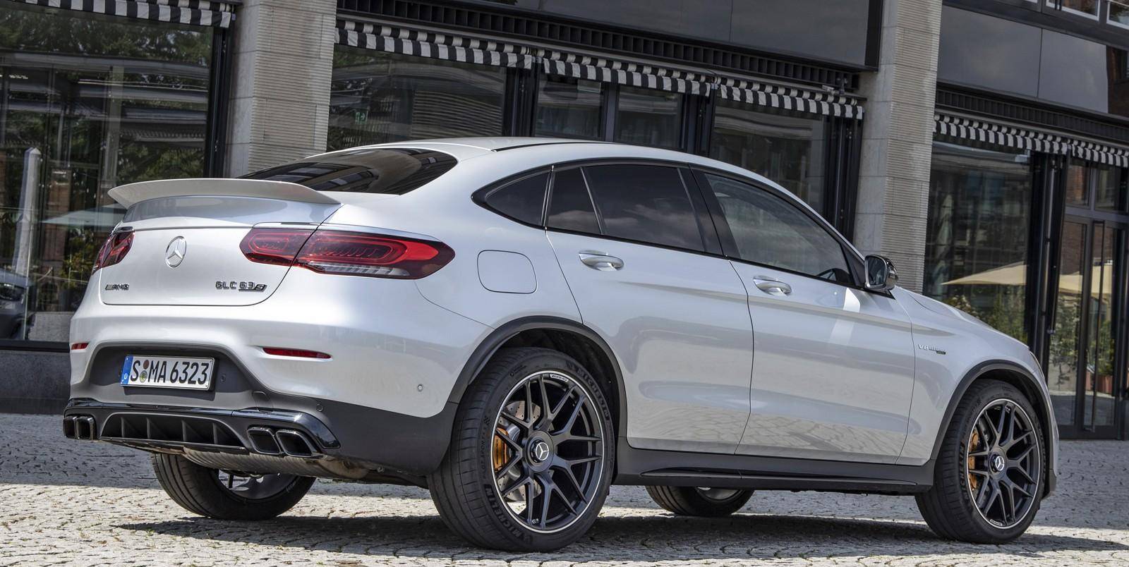 战斗感进一步提升，全新奔驰AMG GLC 63轿跑SUV测试实车图曝光_搜狐汽车_搜狐网