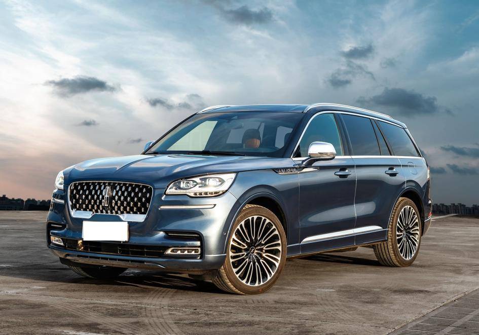 中大型豪华SUV的“搅局者”，全系3.0T双涡轮＋10AT，配四驱系统_搜狐汽车_搜狐网