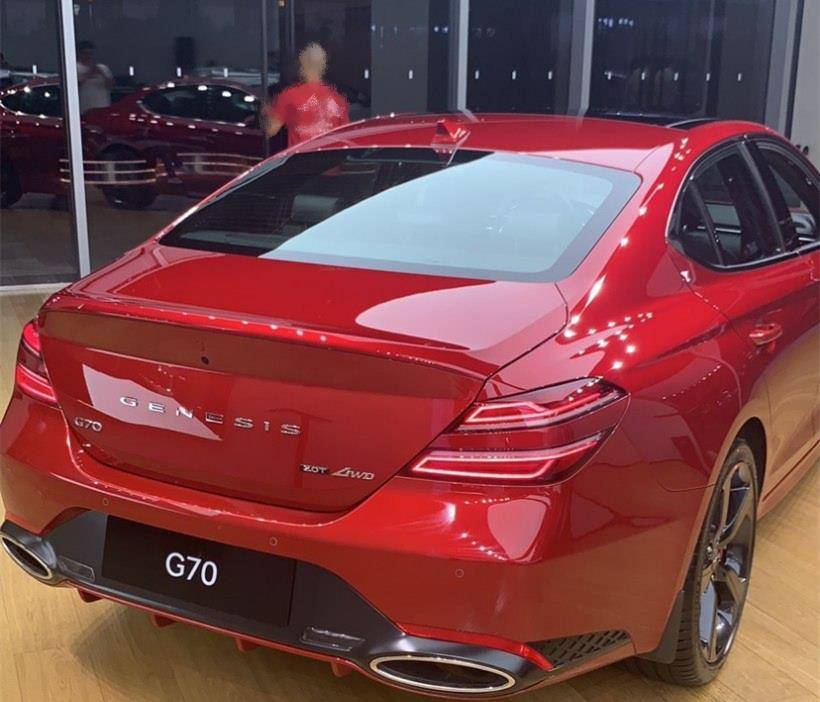 捷尼赛思G70到店，车标似宾利，全系245马力，纯进口预售25.58W起_搜狐汽车_搜狐网