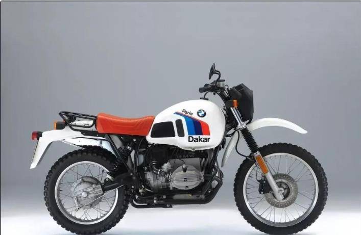 作为跨骑类摩托车，单摇臂设计到底有什么优势？_搜狐汽车_搜狐网