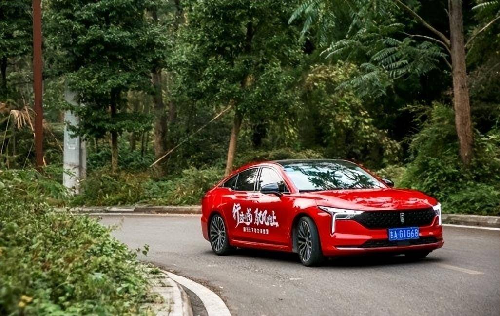 跑山战弯 请来奔腾B70 运动沟通欲望一本满足_搜狐汽车_搜狐网