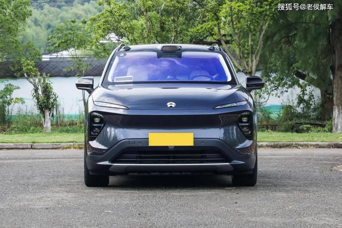 “大五座”SUV的对决！岚图FREE对比蔚来ES7，谁更值得入手？_搜狐汽车_搜狐网