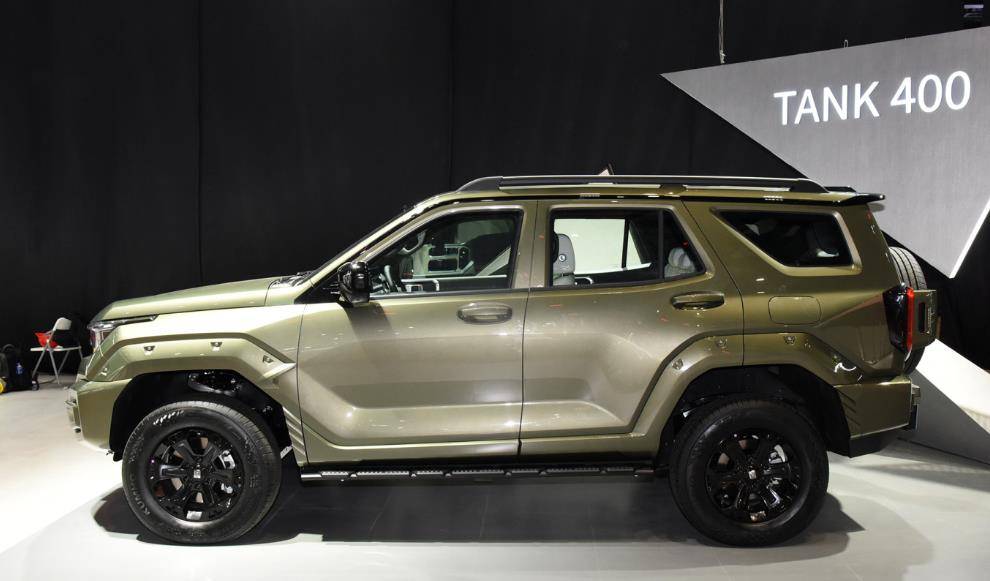 坦克300太费油？采用新能源动力，坦克400 PHEV亮相车展_搜狐汽车_搜狐网