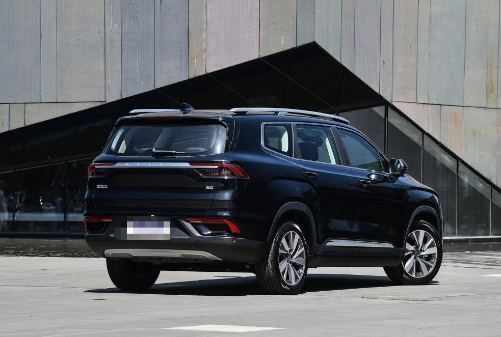 李书福又放出黑马！还是豪华大七座，丐版配1.8T＋6AT，轴距超2米8_搜狐汽车_搜狐网