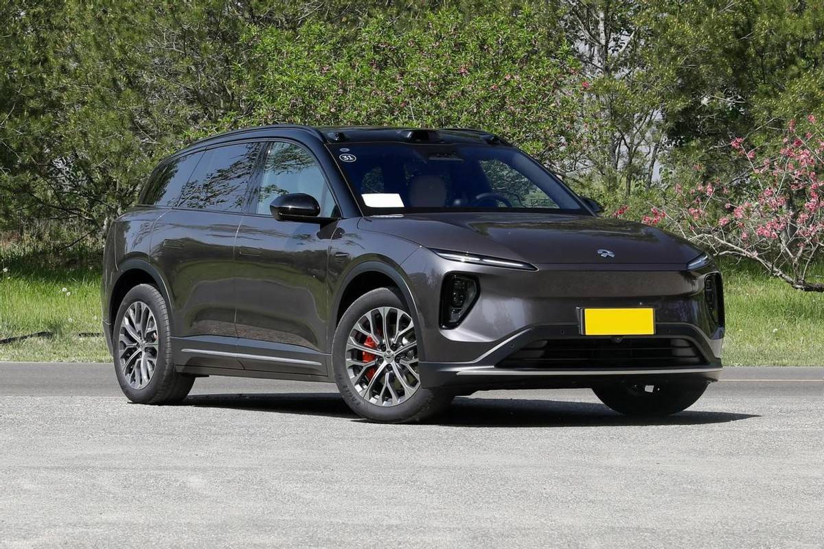 蔚来ES6新款来了！36.8万起售，对比岚图FREE表现如何？_搜狐汽车_搜狐网