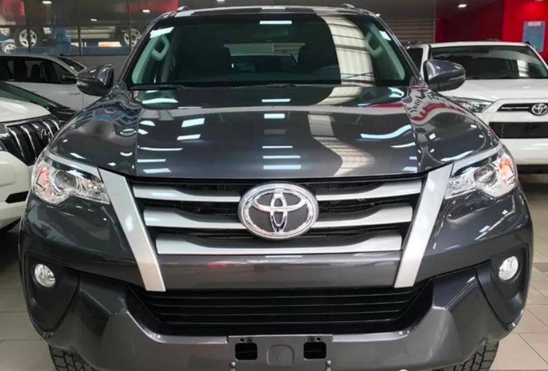 全新丰田“Fortuner”到店，搭2.8T柴油机，未来有望取代普拉多_搜狐汽车_搜狐网