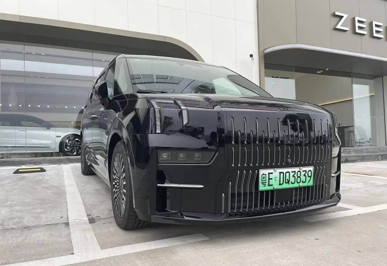 极氪009最新5月量价齐飞，成交均价超50万，斩获1638台打破垄断_搜狐汽车_搜狐网