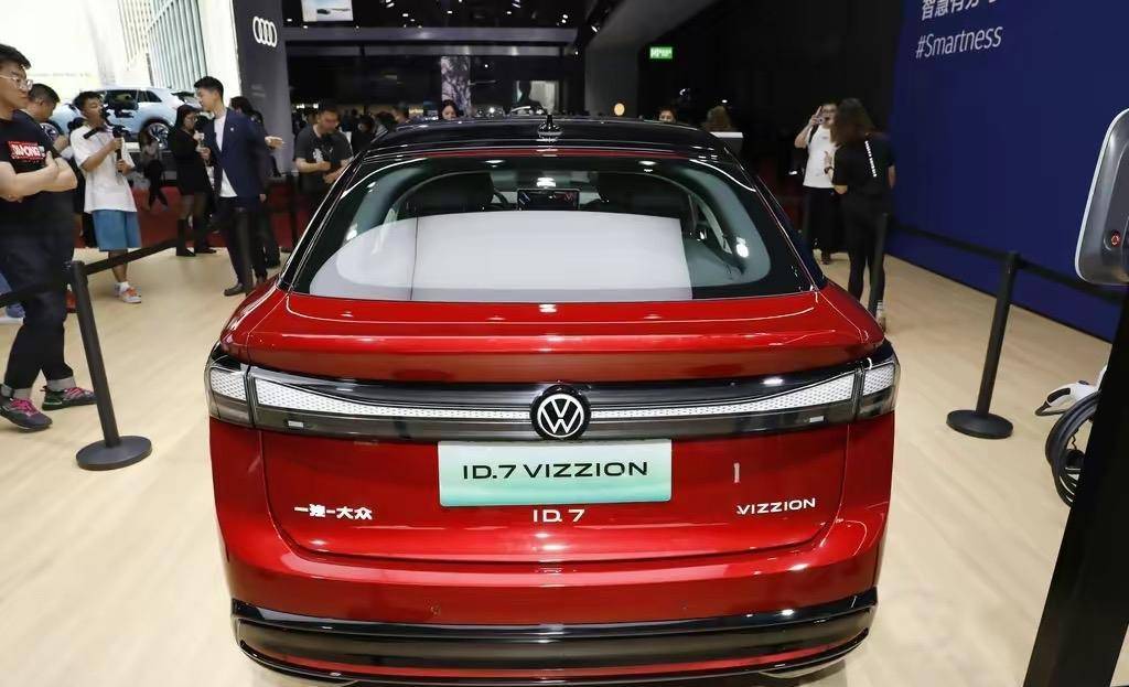 实拍大众ID.7 VIZZION：设计简洁，年轻时尚，科技感十足！_搜狐汽车_搜狐网