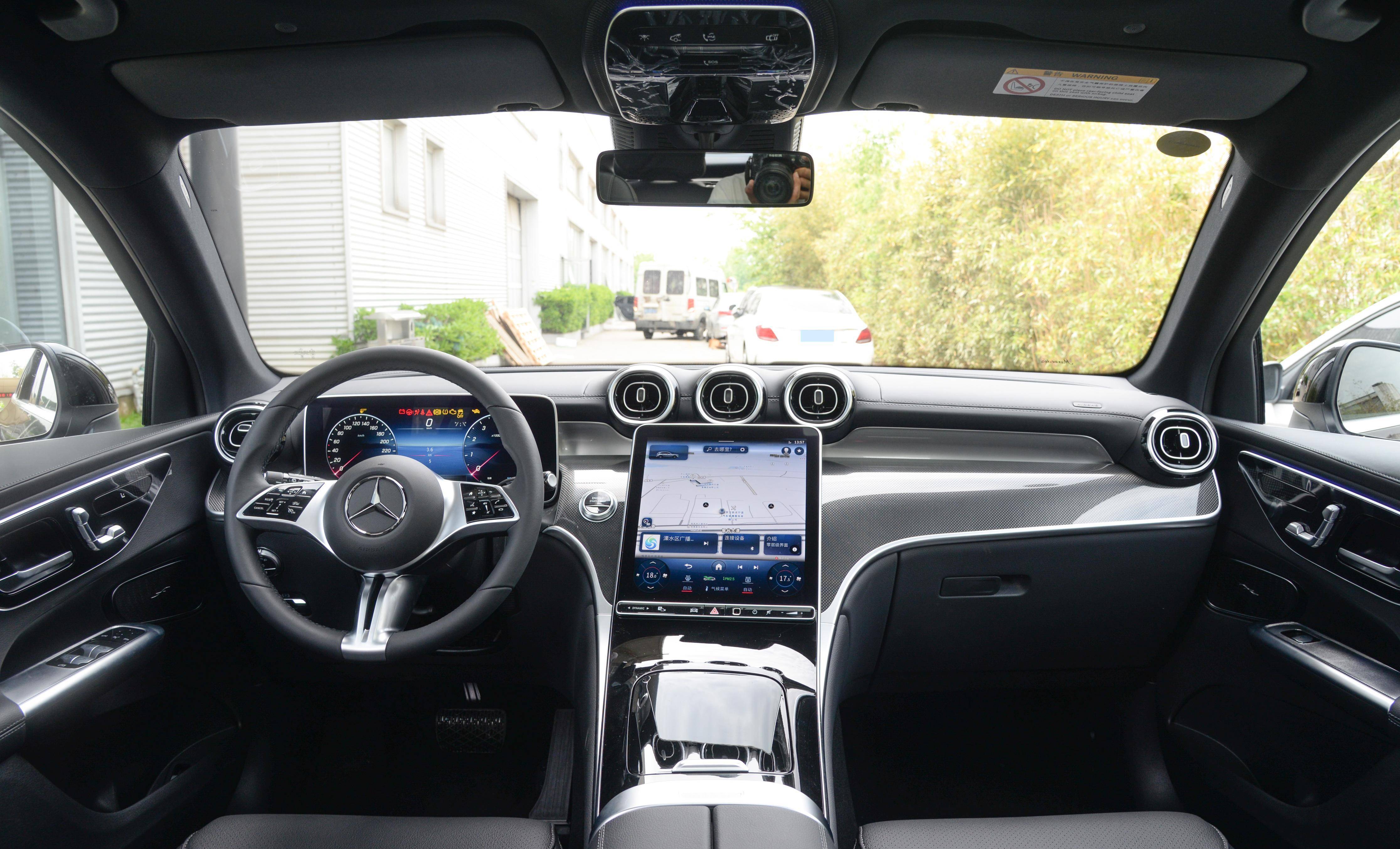 2023款奔驰GLC拿出诚意，动力升级，新增多项配置，宝马X3不香了_搜狐汽车_搜狐网