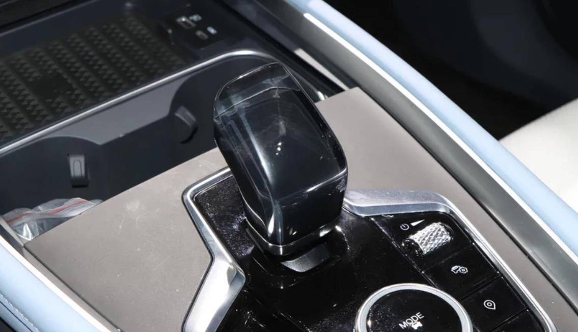 奇瑞设计能力追上来，新SUV若配2.0T，UNI-T就该降温了_搜狐汽车_搜狐网