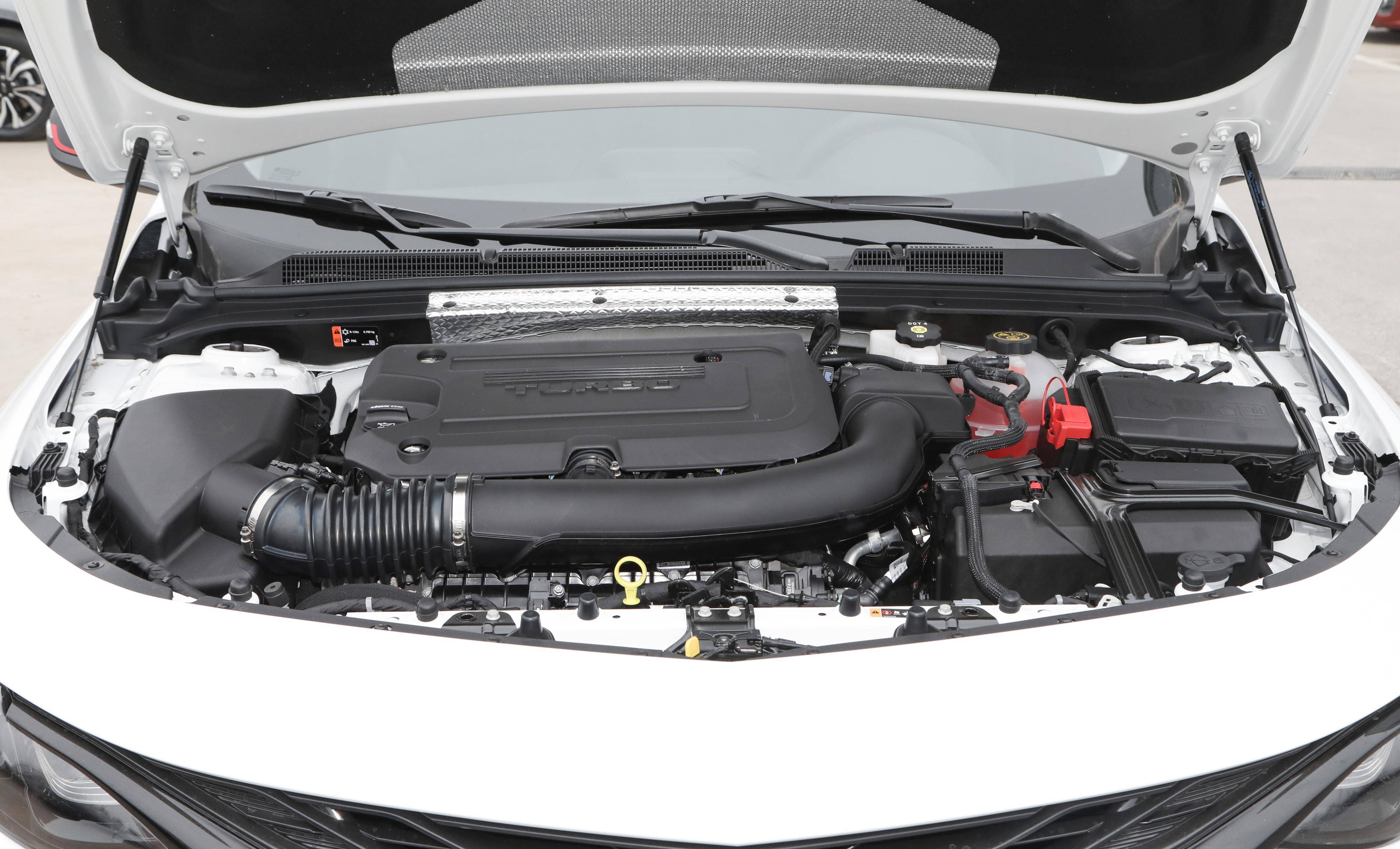 有一说一，这车不比迈腾还香？为什么卖不动呢_搜狐汽车_搜狐网