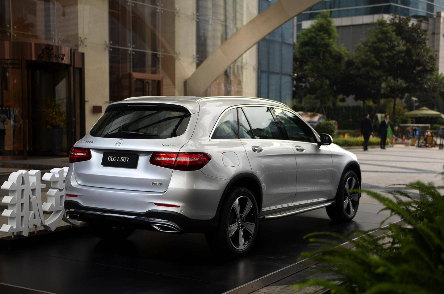 豪华燃油SUV颠峰！全新奔驰GLC大变身 继续卖爆的节奏？_搜狐汽车_搜狐网