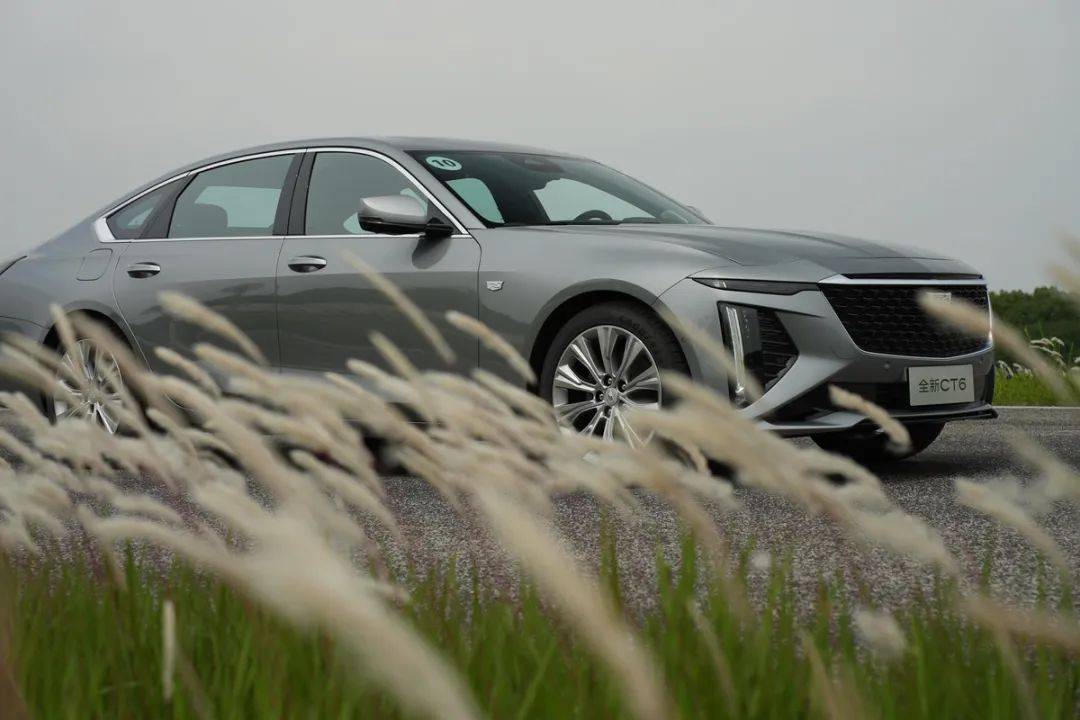 降价5万还增配，全新凯迪拉克CT6真的可以“闭眼冲”了_搜狐汽车_搜狐网