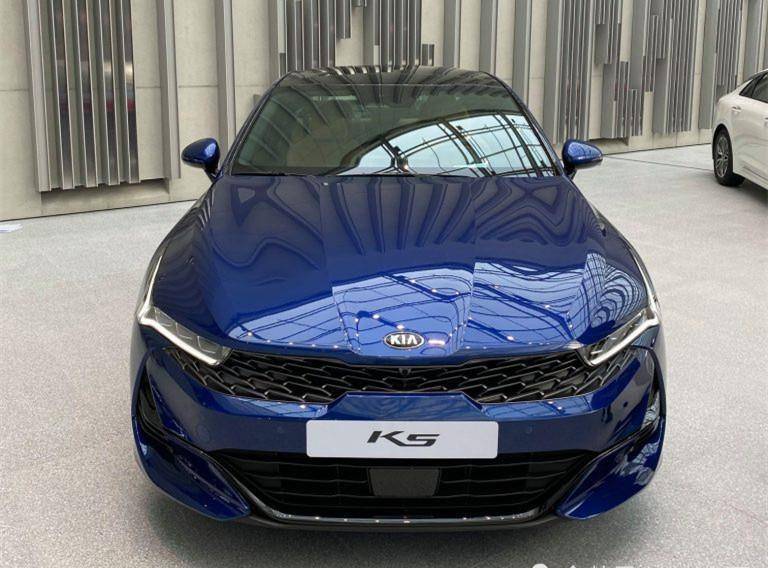 全新起亚K5正式首发亮相，国外上市，颜值很高_搜狐汽车_搜狐网