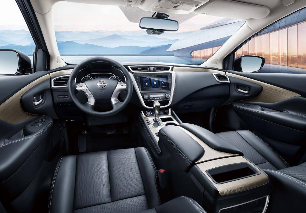 日产最厚道的中型SUV，轴距2830mm真皮5座，2.5T四驱245匹_搜狐汽车_搜狐网