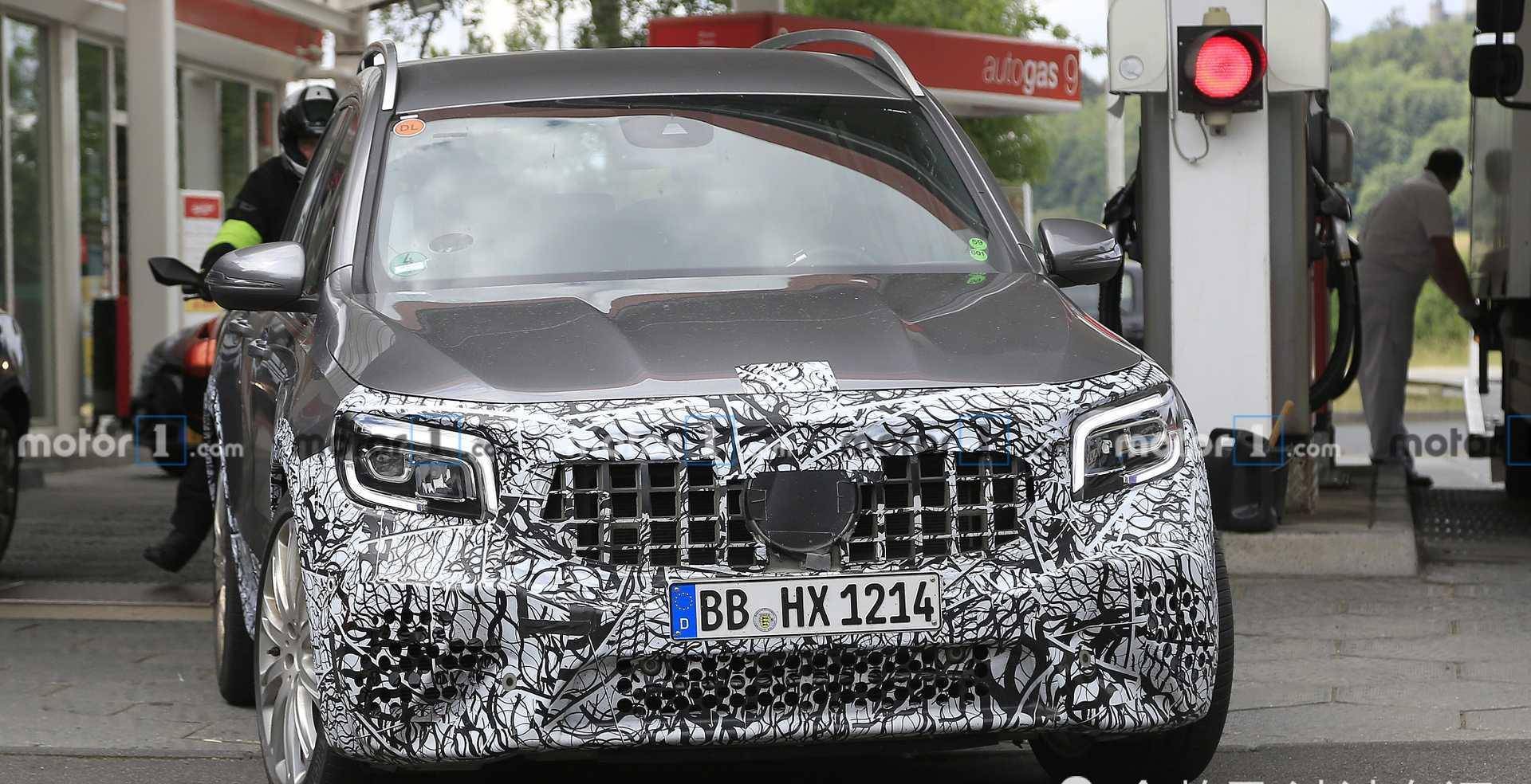路试的奔驰AMG GLB 45被发现，搭载2.0T发动机_搜狐汽车_搜狐网