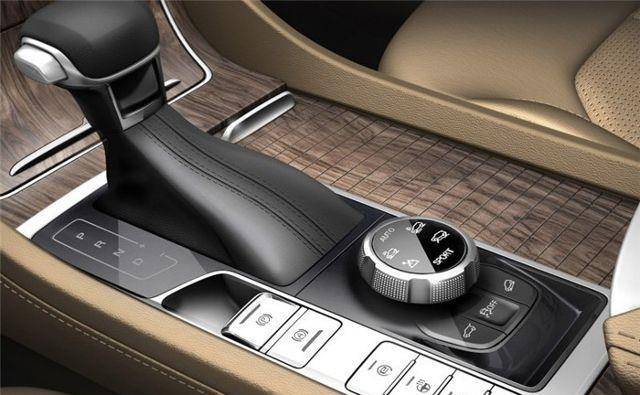 中大型SUV该有的样子，入门2.0T＋6AT，跌破13万还标配倒车影像_搜狐汽车_搜狐网