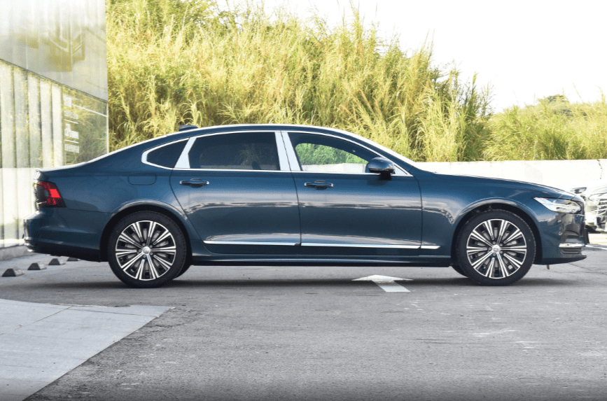 降价约8万元，沃尔沃S90是否值得购买？6年保养费用14771元_搜狐汽车_搜狐网