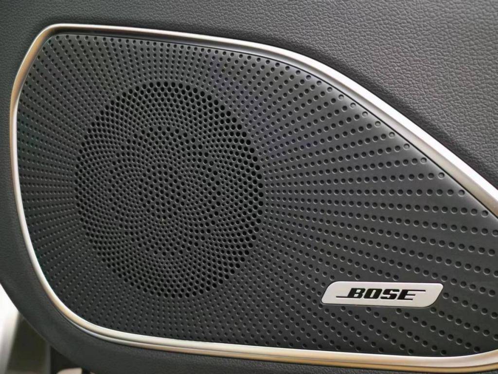 新红旗HS5用实力告诉BBA：什么叫中式豪华_搜狐汽车_搜狐网