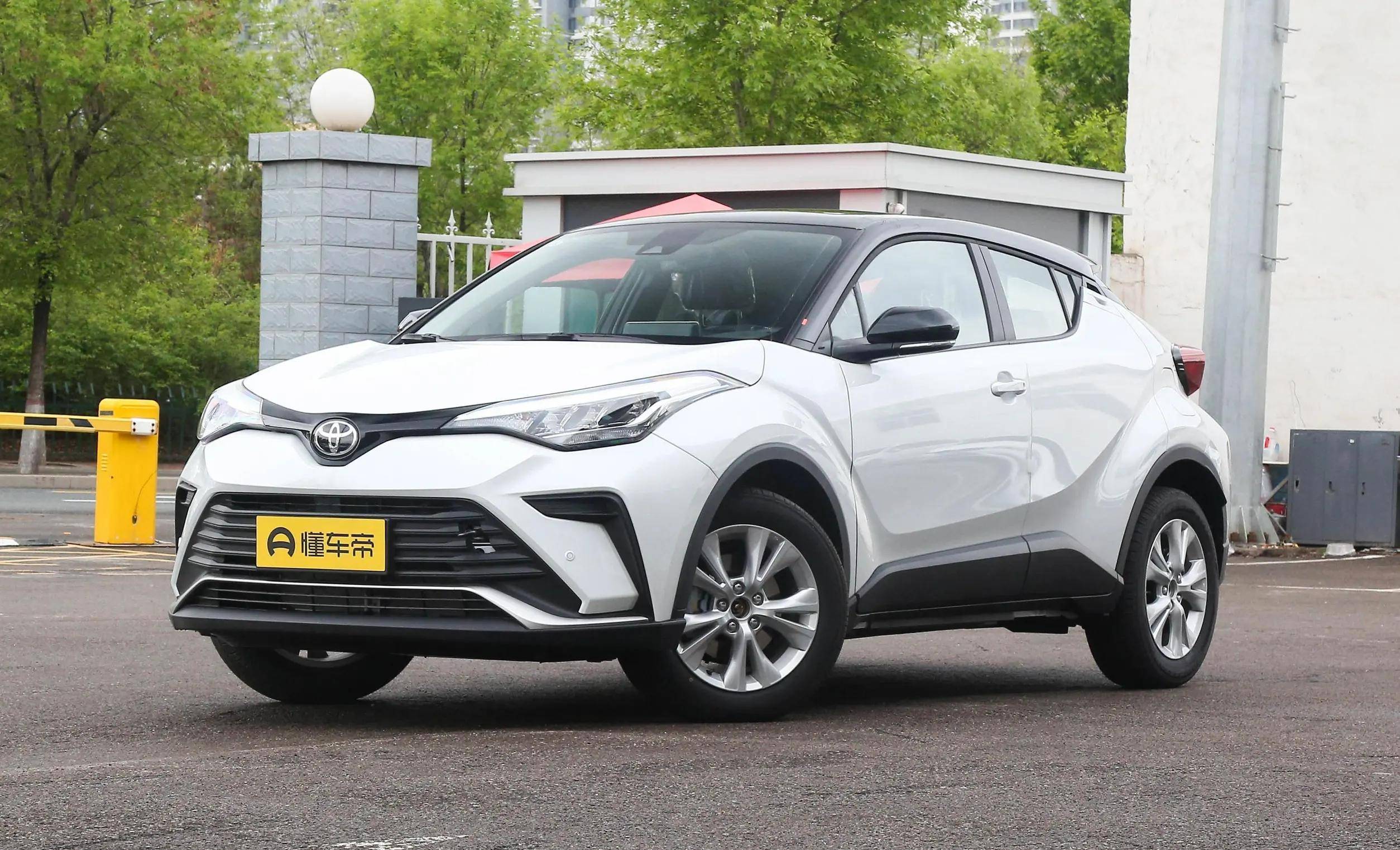 实拍评测丨小型SUV，搭载2.0L发动机，2023款奕泽IZOA怎么样？_搜狐汽车_搜狐网