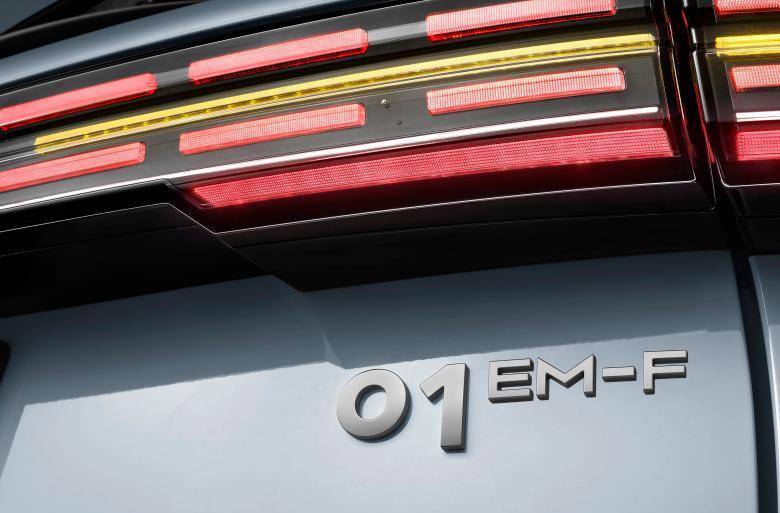 纯正欧系血统，领克01 EM-F：油电混合SUV，百公里油耗4.88L_搜狐汽车_搜狐网