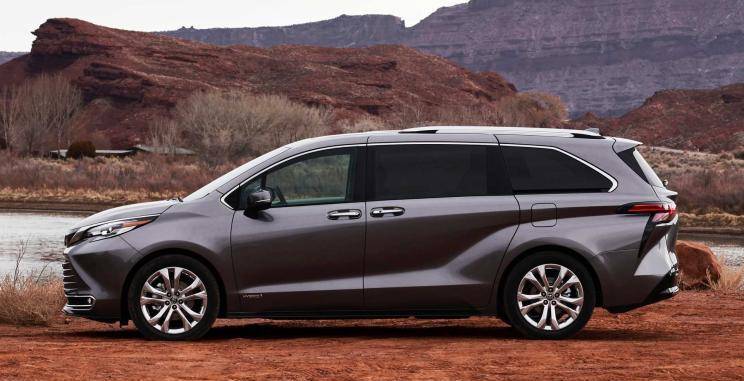 MPV版汉兰达，车长5米17，油耗6.7L，干掉别克GL8，还得靠丰田_搜狐汽车_搜狐网