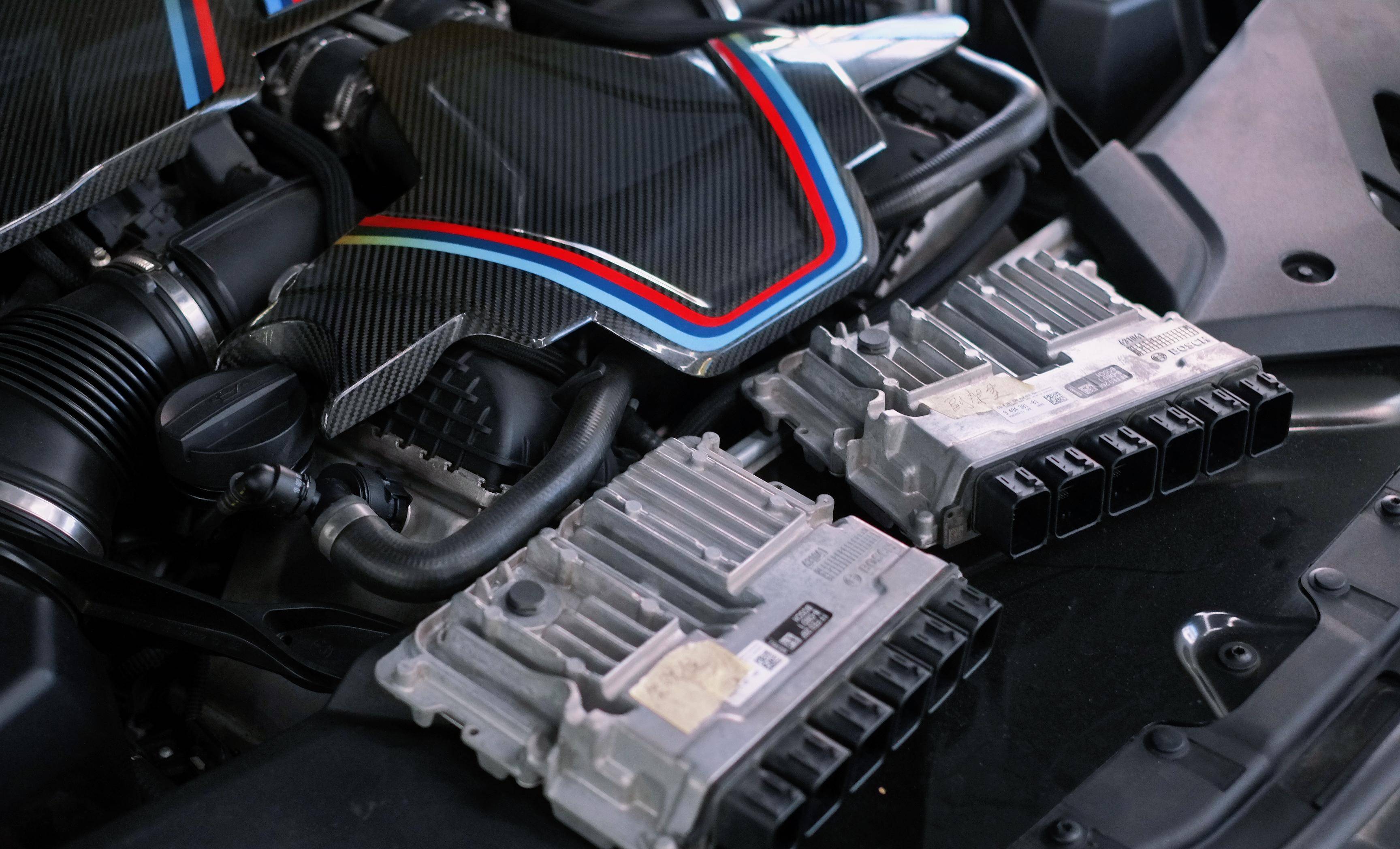 宝马M5 4.4T 刷ECU程序 动力提升 705匹马力提升指南_搜狐汽车_搜狐网