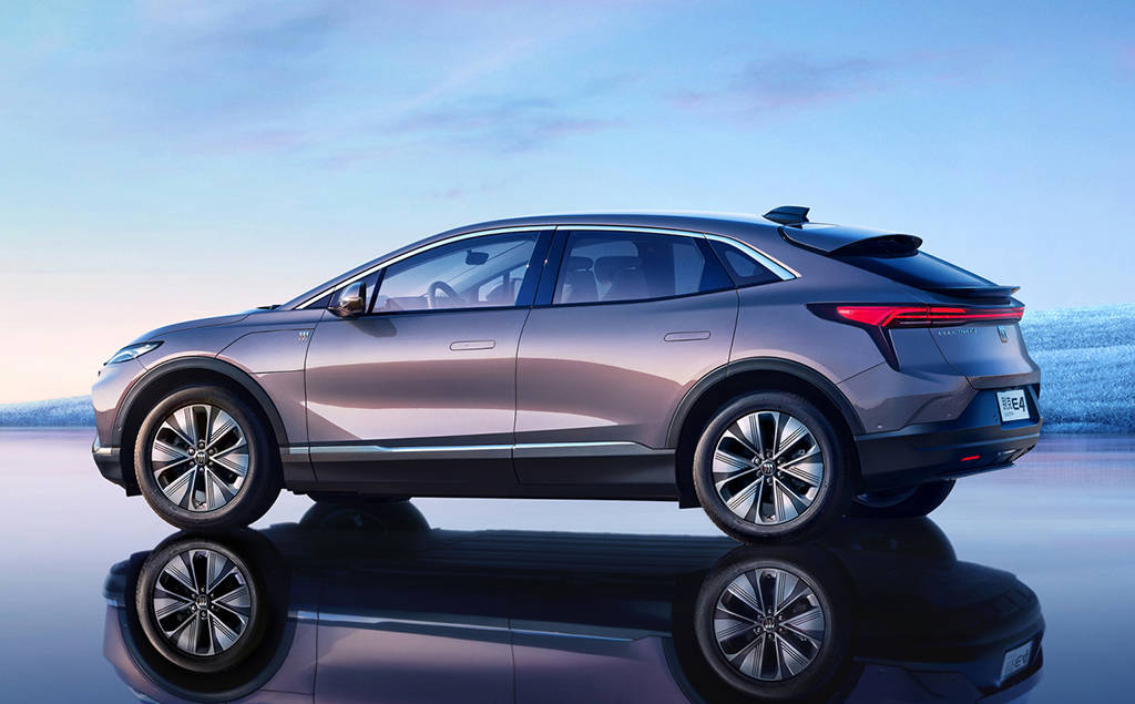 别克E4将于6月19日上市 续航620km/轿跑造型够时尚_搜狐汽车_搜狐网