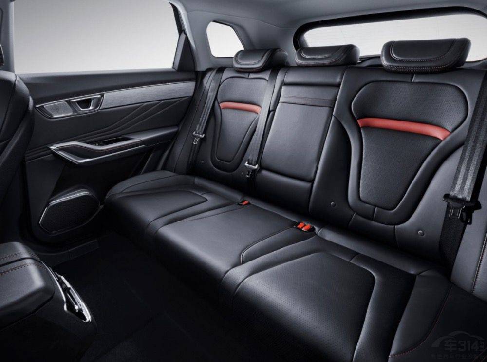 奔腾T99运动版，2.0T+6AT组合上演速度与激情_搜狐汽车_搜狐网