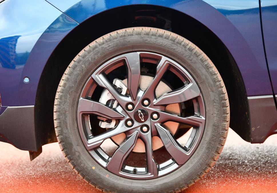 雪佛兰“小将”再度升级，外观更显年轻运动，爆237马力＋9AT，配四驱_搜狐汽车_搜狐网