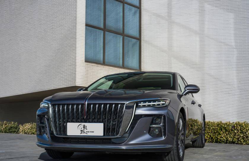 设计与H9同步，还有2.0T+8AT，新红旗H5真的是“更小更精致”吗？_搜狐汽车_搜狐网