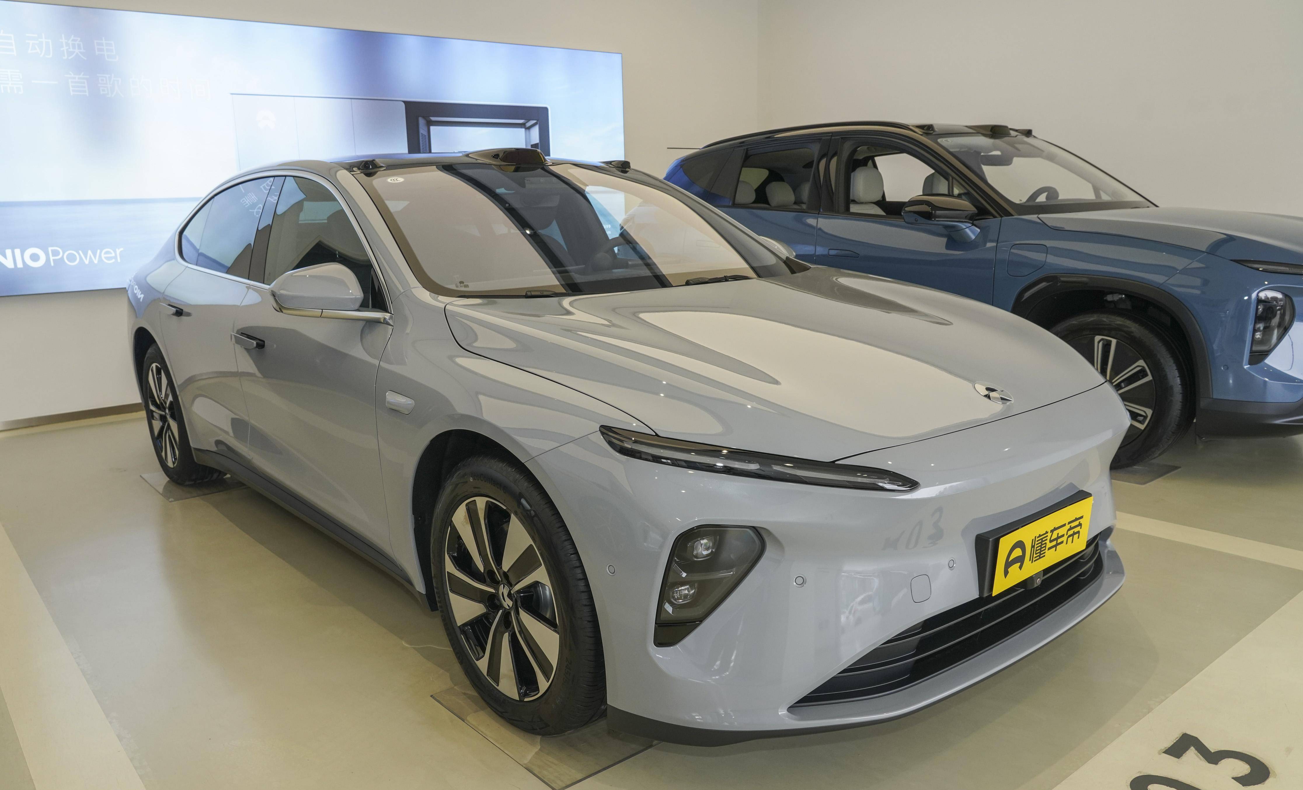 试驾完蔚来ET7，发现这款车真的“挺能打”！_搜狐汽车_搜狐网