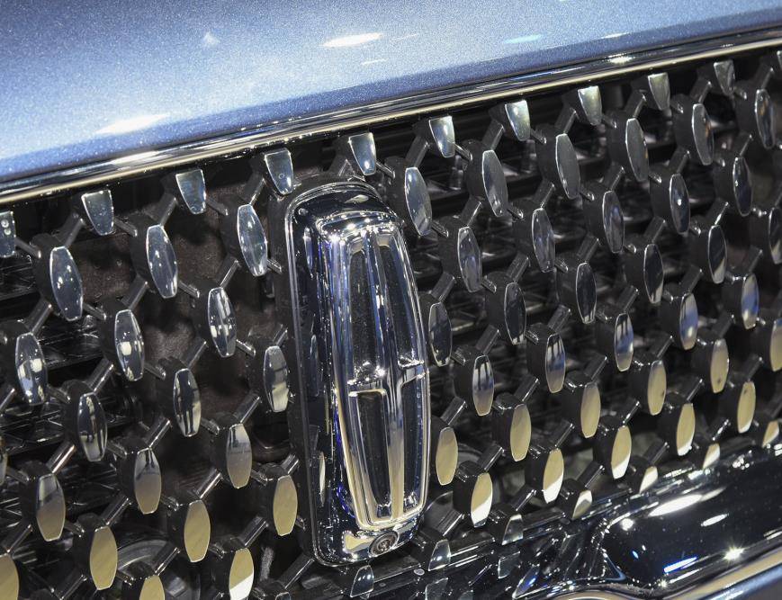 长安林肯又出招了，新车轴距2米85，搭2.7TV6引擎，配四驱＋8AT_搜狐汽车_搜狐网