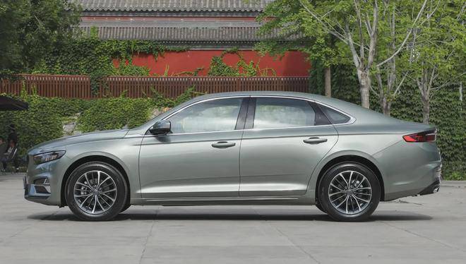 售10.87万起,吉利星瑞1.5TD两款新车上市,油耗6.2升设计延续_搜狐汽车_搜狐网