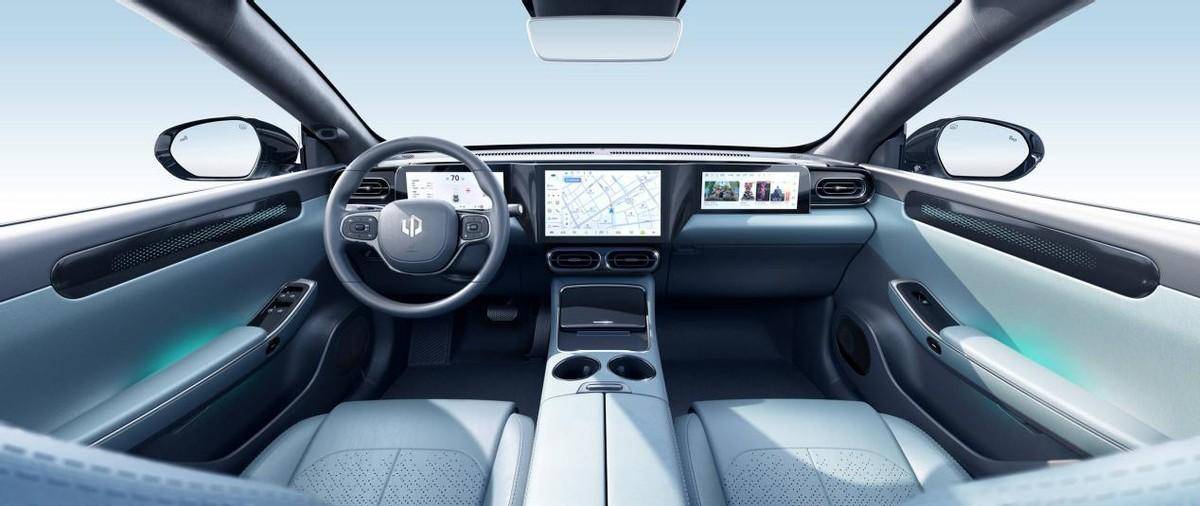 15万级主流纯电家轿之争 零跑C01对比比亚迪秦plus ev_搜狐汽车_搜狐网