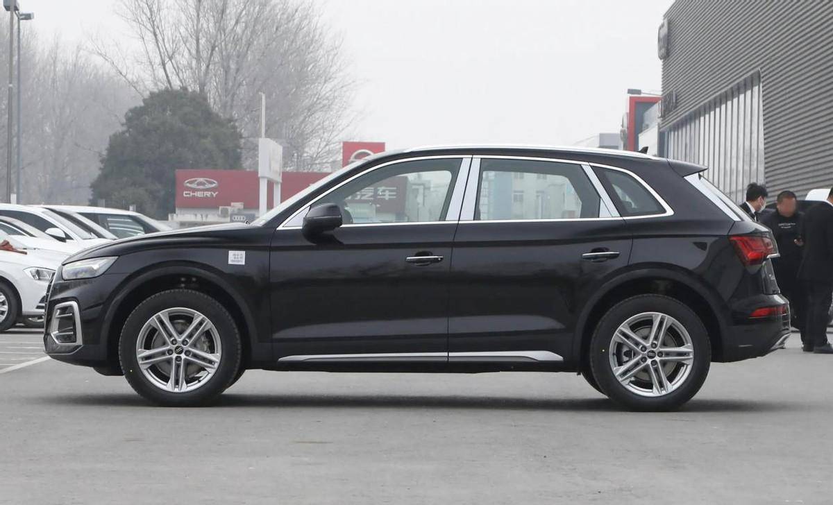 奥迪Q5L即将改款，老款大幅降价，新款动力减弱，等新还是买旧？_搜狐汽车_搜狐网