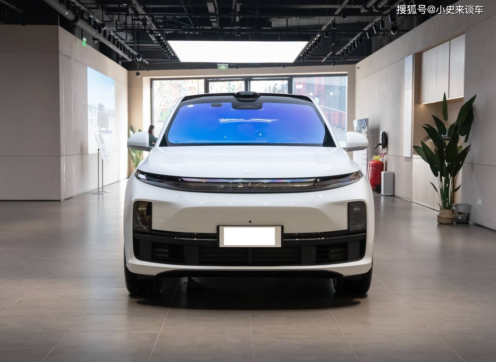 国产混动版“霸道”上市！车长超5米续航达1315Km，纯电续航203Km_搜狐汽车_搜狐网