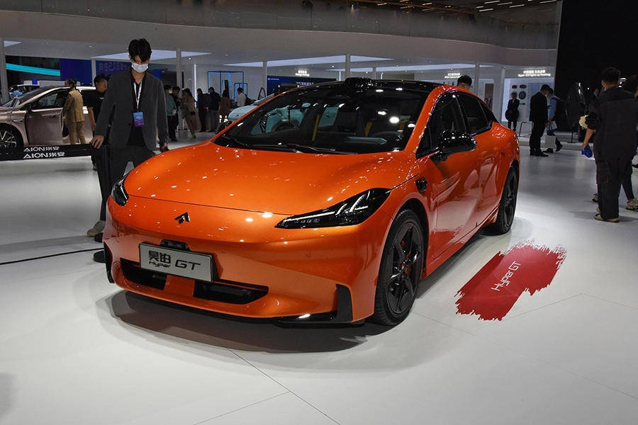 埃安昊铂GT正式上市 推5款车型，售价区间为21.99万-33.99万元_搜狐汽车_搜狐网