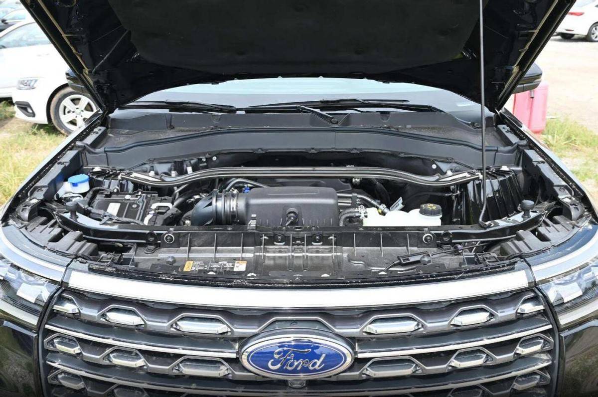 实力媲美奥迪Q7，全系2.3T+10AT，仅30.98万起，探险者强在哪里？_搜狐汽车_搜狐网