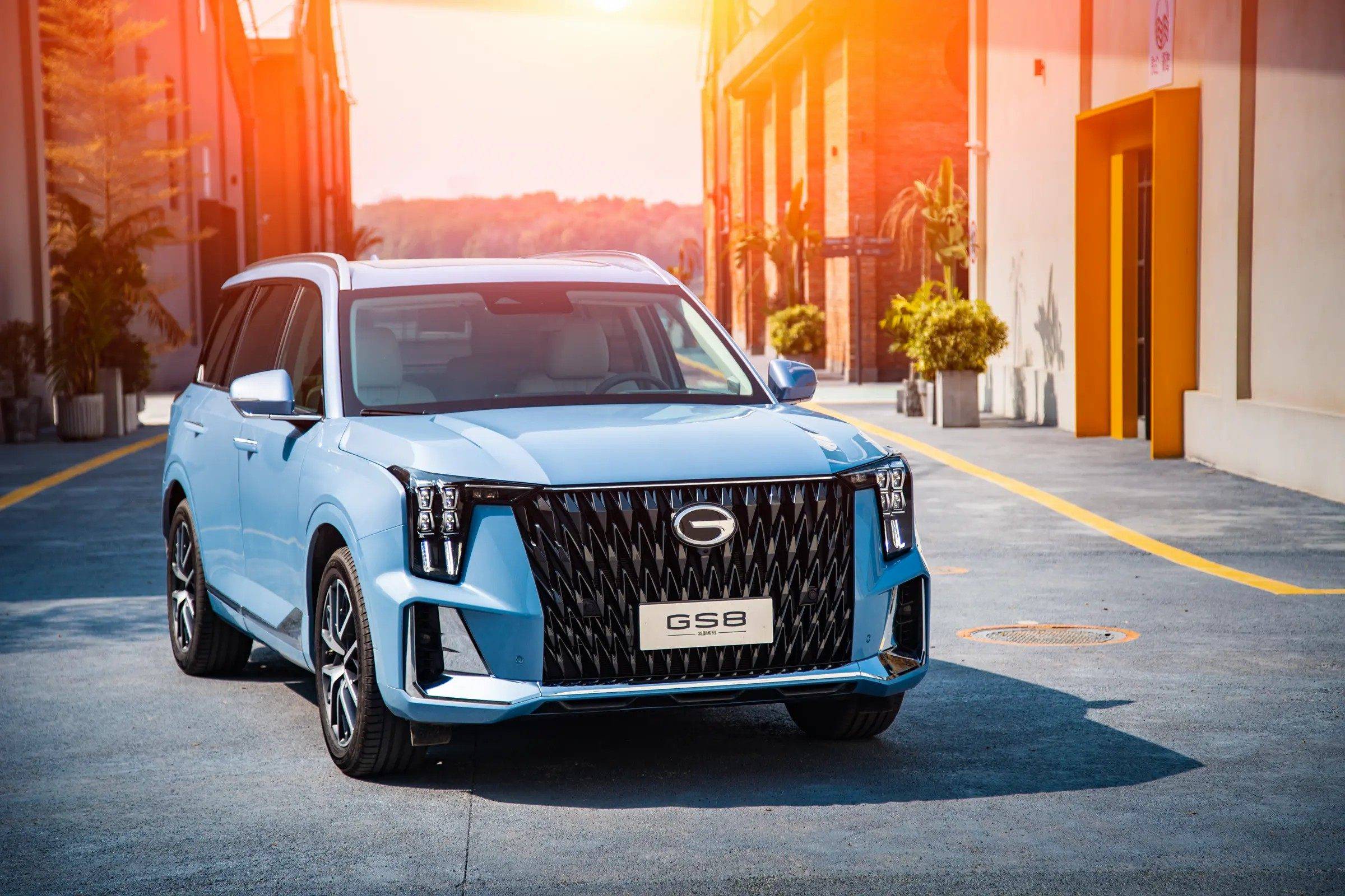 亲民版汉兰达升级！8155芯片+丰田THS加持 真无敌了？_搜狐汽车_搜狐网