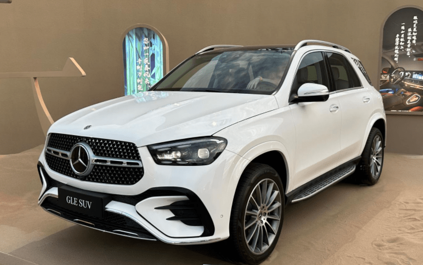 压力给到宝马X5！搭载48V轻混/插混动力，奔驰新款GLE售69.98万起_搜狐汽车_搜狐网