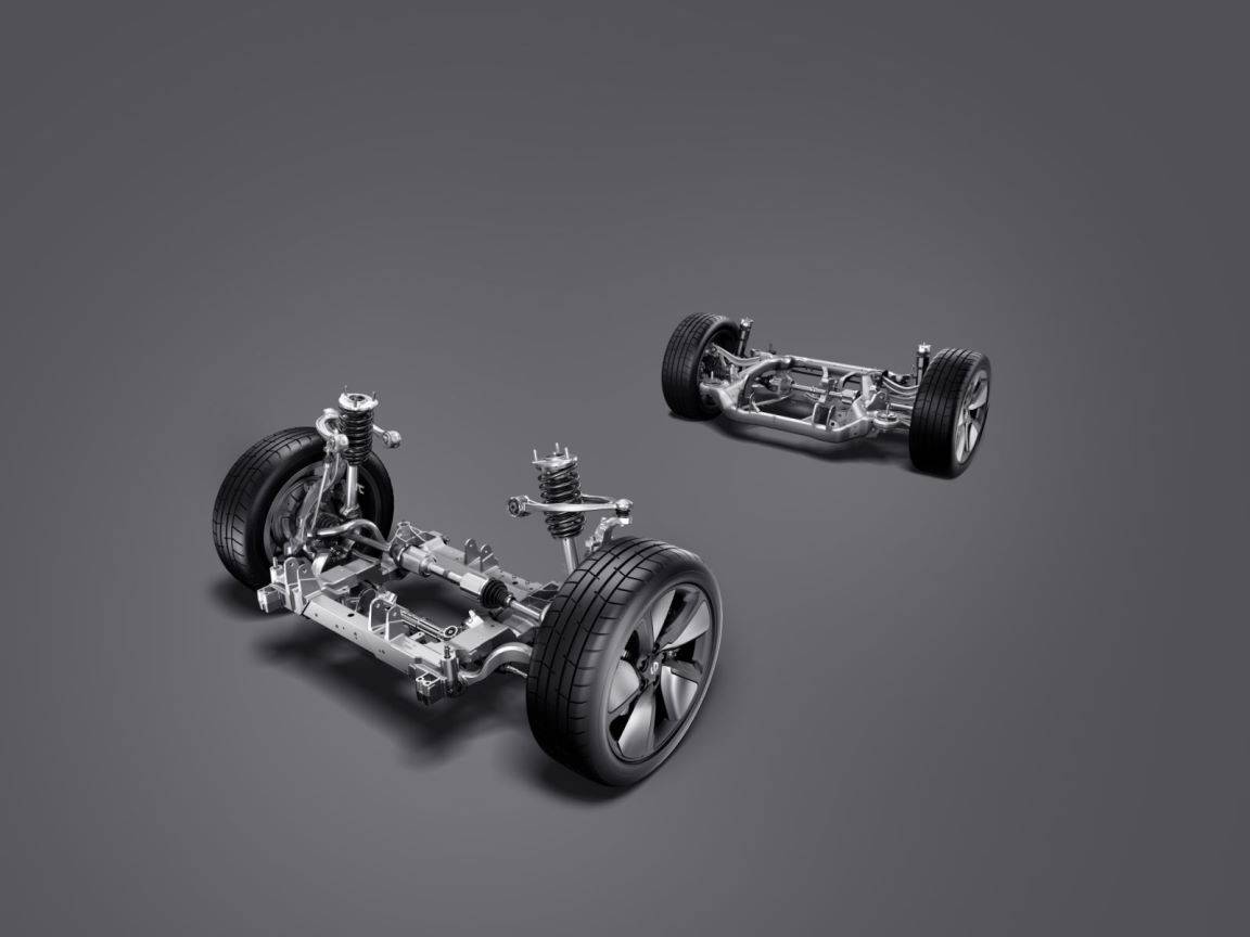 15万级谁最能打？零跑C01对比秦PLUS EV，看看谁才是“卷王”_搜狐汽车_搜狐网