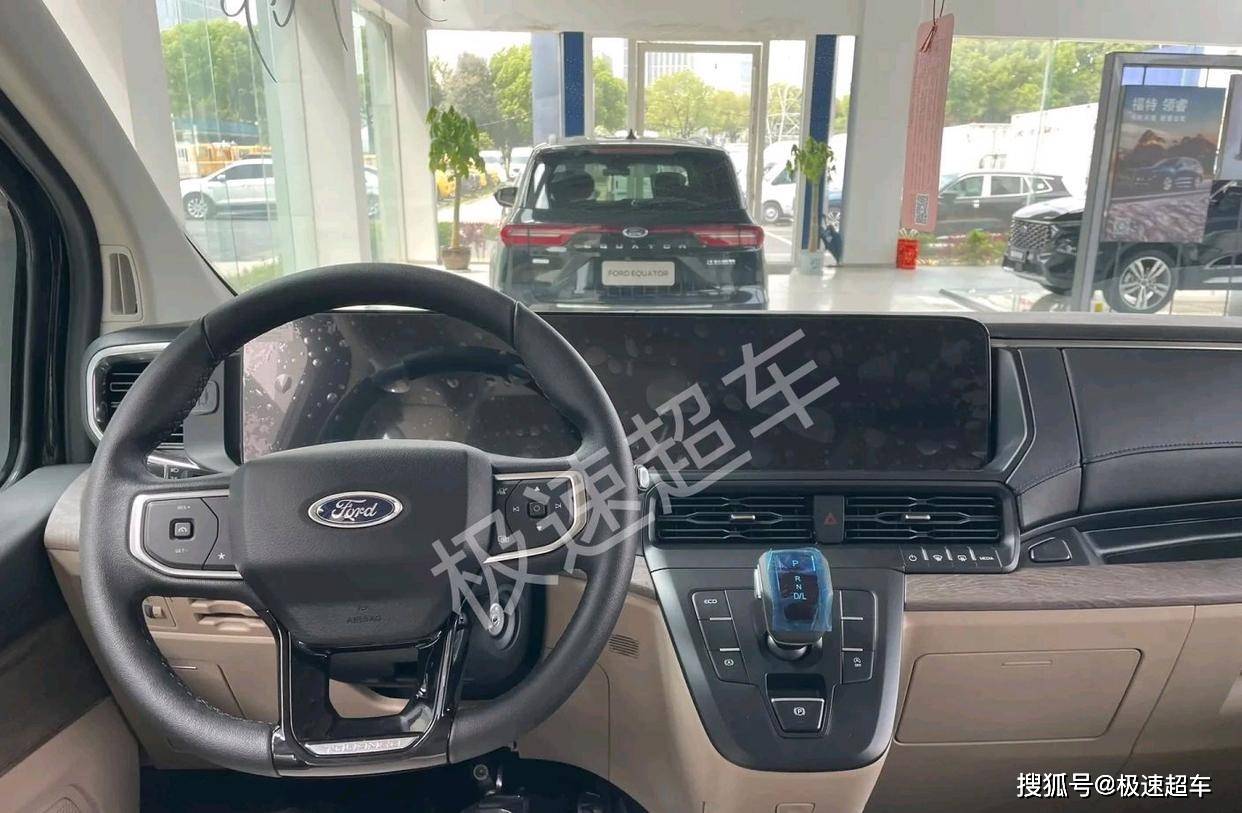 福特途睿欧“黑武士”曝光，2.0T+9AT，大空间适合自驾游，真帅气_搜狐汽车_搜狐网