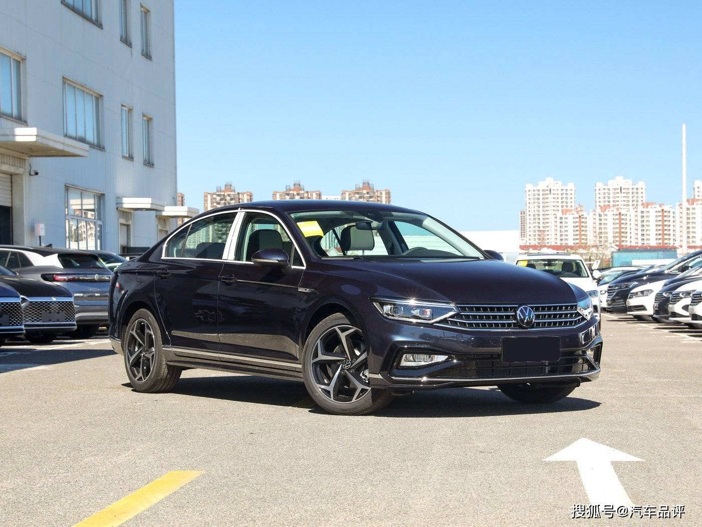到底是买大众迈腾，还是奥迪A4L，二者的差别其实真的很大_搜狐汽车_搜狐网