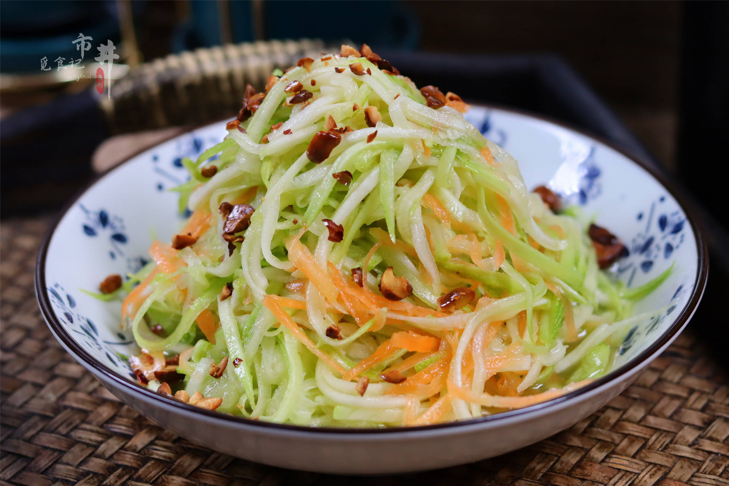 明日中伏，暑气正旺，推荐6道“消暑菜”，清爽解暑，顺利过伏天-搜狐大视野-搜狐新闻