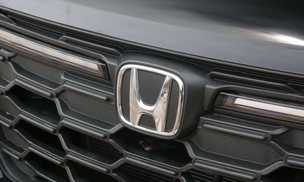 原创：能否超越其他合资不好说，比过本田HR-V有希望，红旗HS3了解一下_搜狐汽车_搜狐网