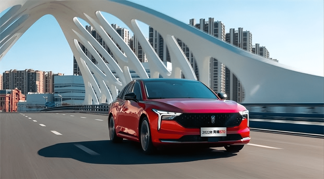 暑期来临“神兽”出笼，全家出游选啥车？一辆奔腾B70就“GO”了_搜狐汽车_搜狐网