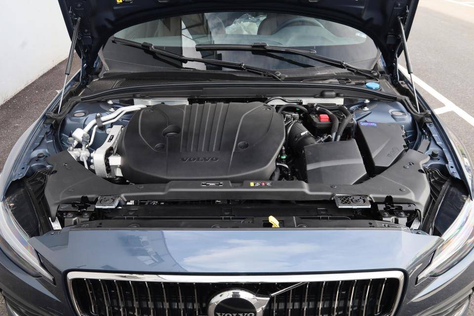 降维打击！沃尔沃S60下探到23.89万，2.0T+48V轻混，不比迈腾香？_搜狐汽车_搜狐网