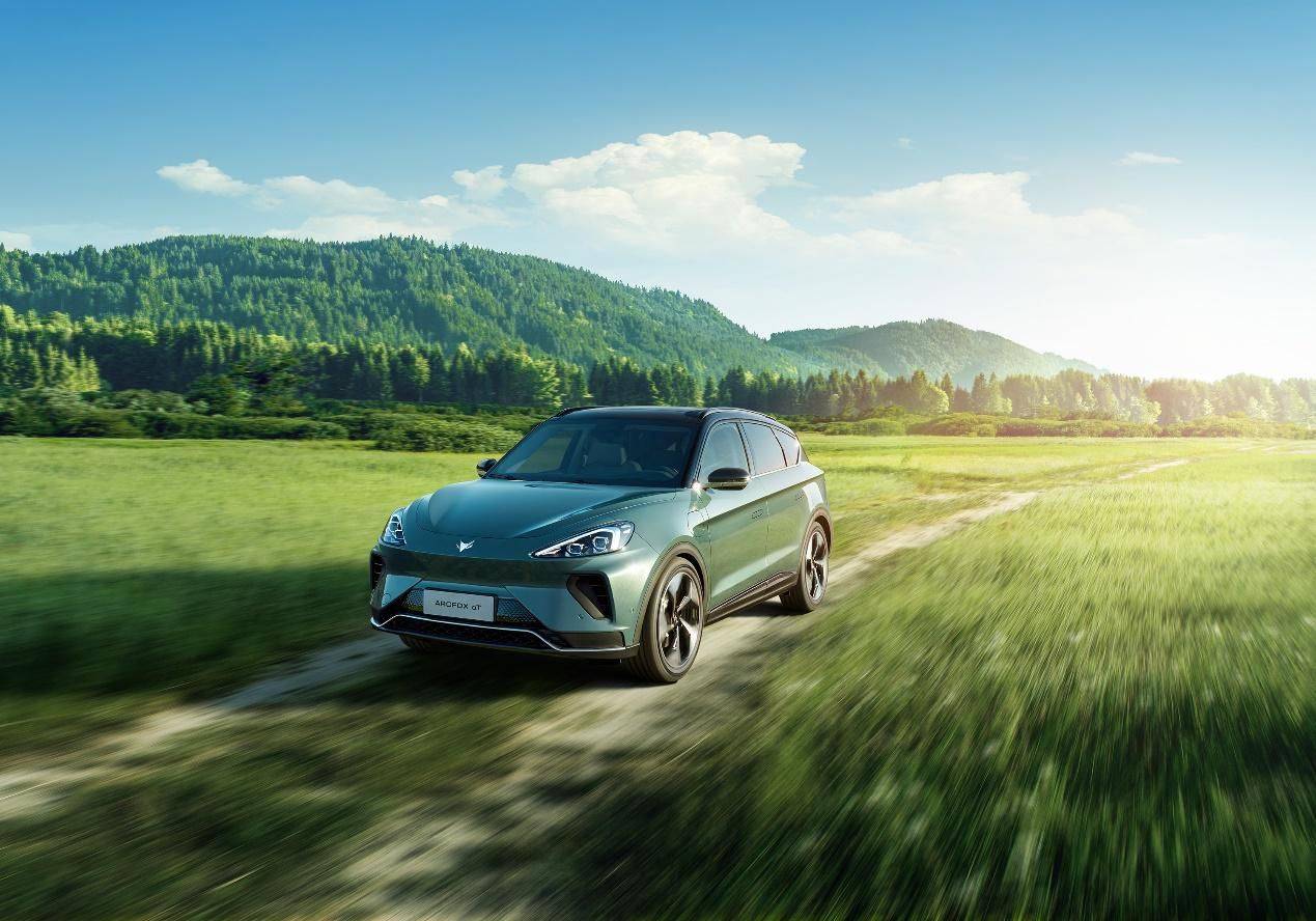 极狐森林版上新735E/688E，24.58万起续航最长735+_搜狐汽车_搜狐网