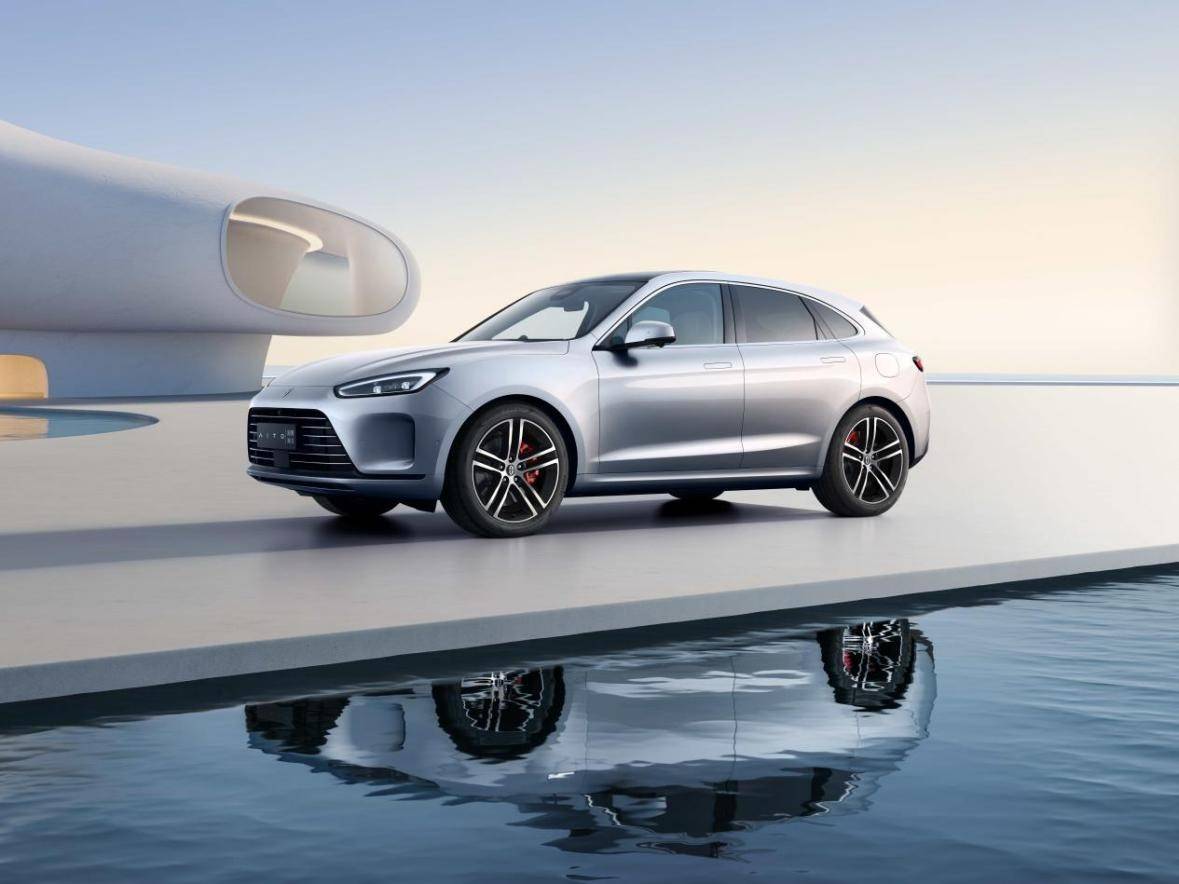 无惧城区“鬼探头”，问界M5智驾版首次OTA升级五城NCA功能齐开_搜狐汽车_搜狐网